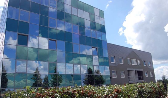 Tarandė: Tarandės verslo centras